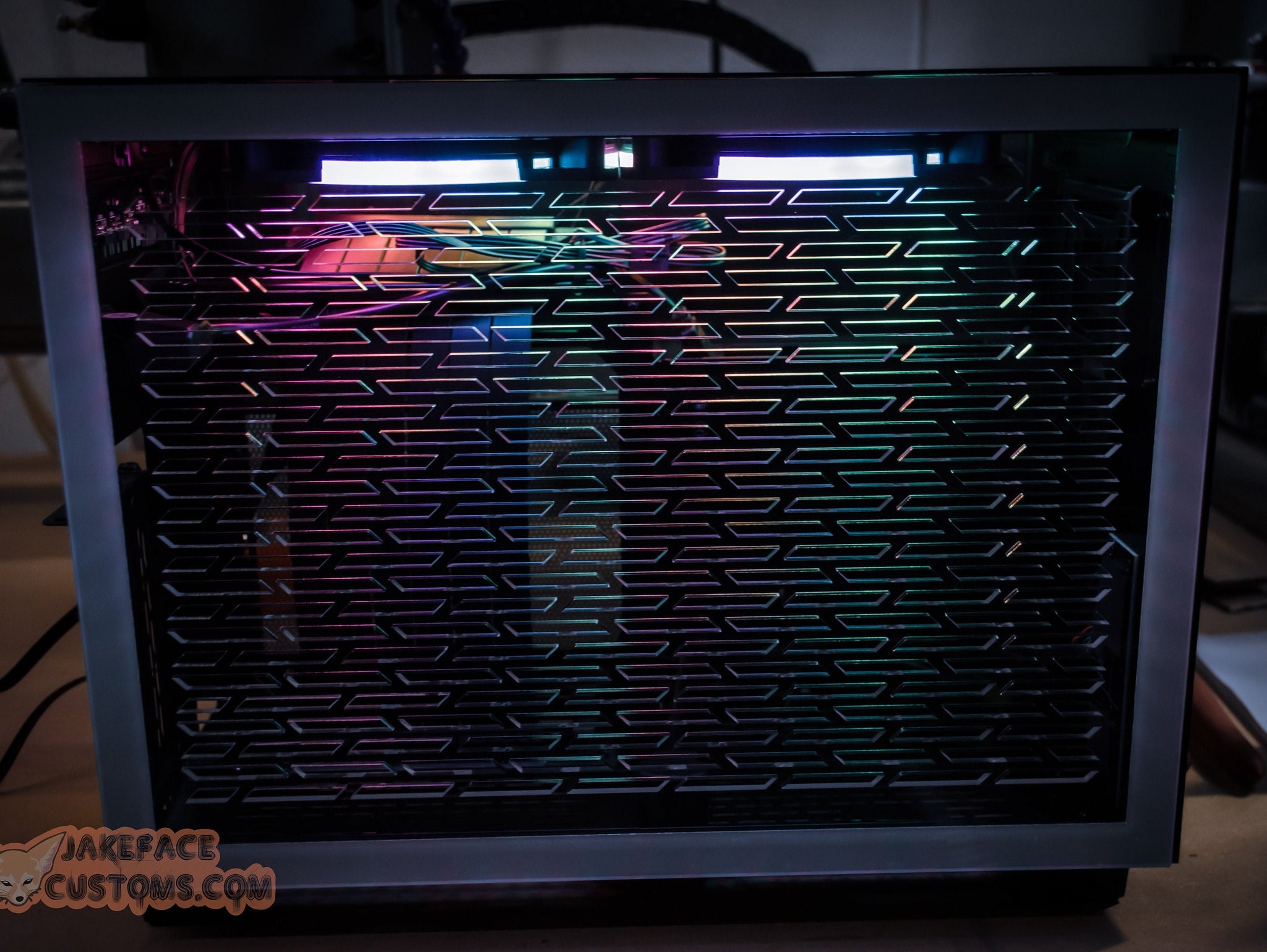 Lian Li Q58 FULL SIZED Custom Vented Side Panel – JakefaceCustoms