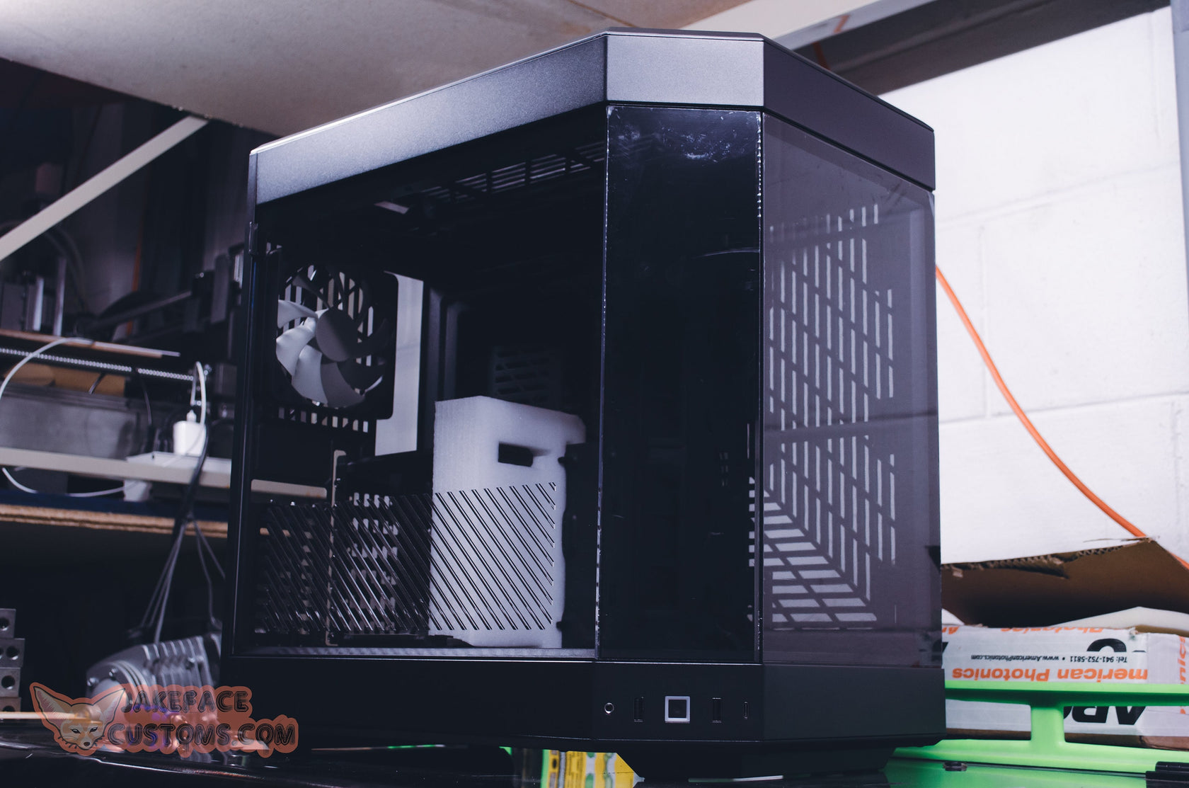 Hyte Y60 Custom Vented Side Panel – JakefaceCustoms